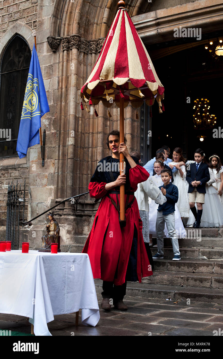 Children at their first communion hi-res stock photography and images ...