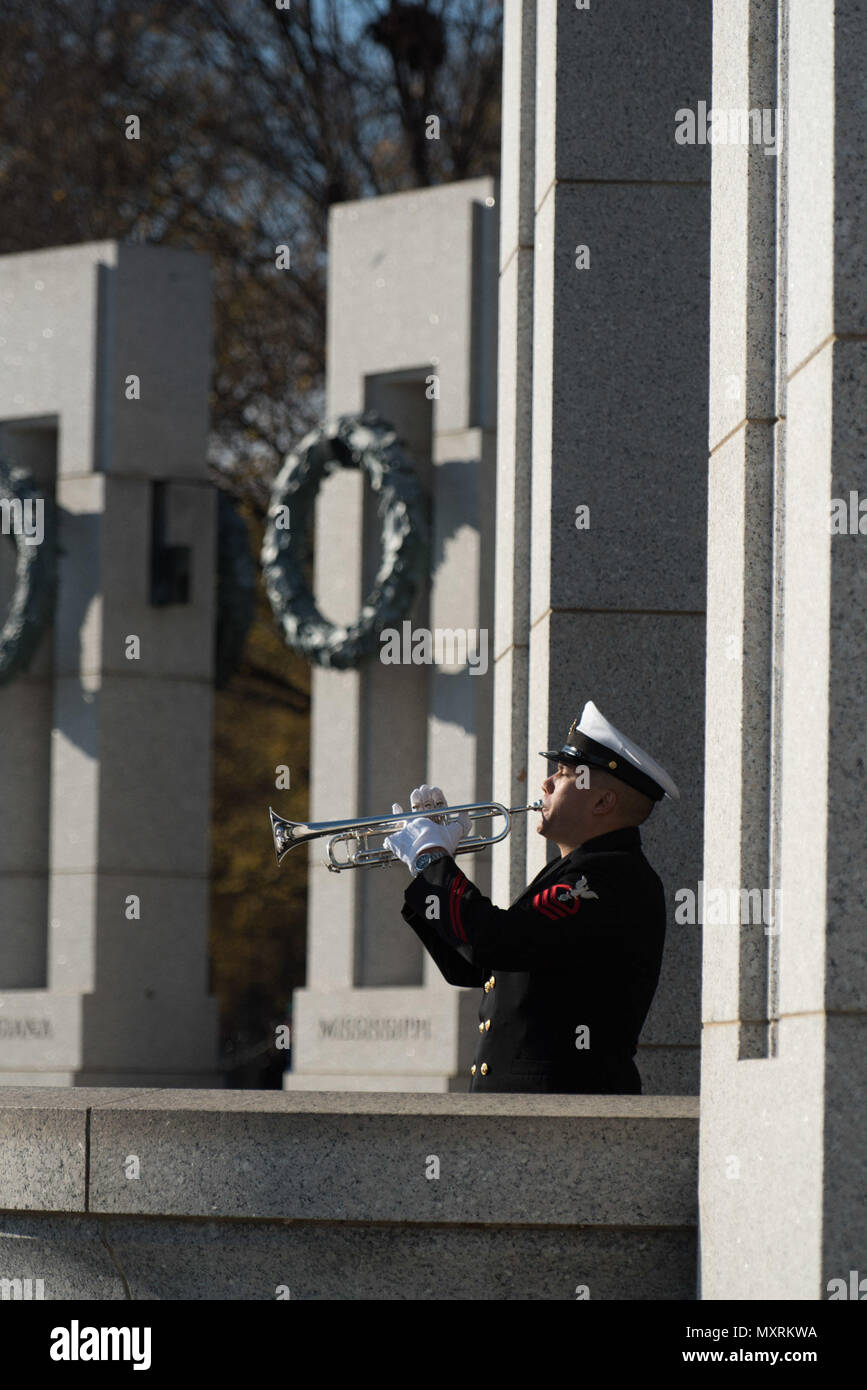 161207-N-HG258-130 WASHINGTON, D.C. (Dec. 7, 2016) Chief Petty Officer ...