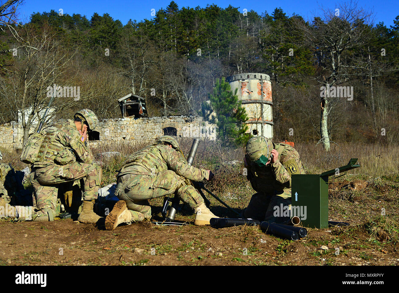 Rapid fire target practice hi-res stock photography and images - Alamy