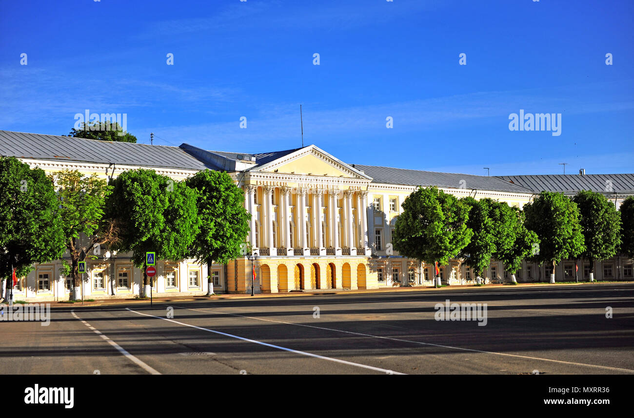 Russia yaroslavl center hi-res stock photography and images - Alamy
