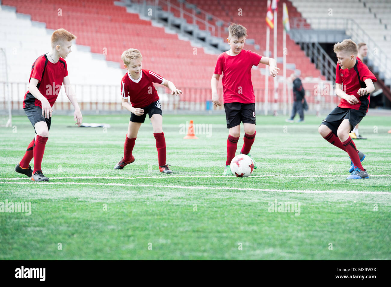 Football match children group leader hi-res stock photography and ...