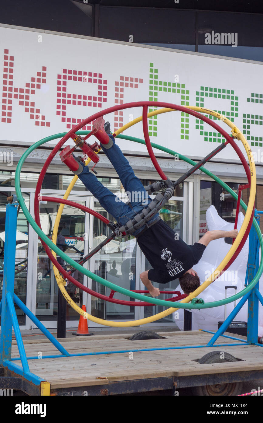 Human Gyroscope Ride