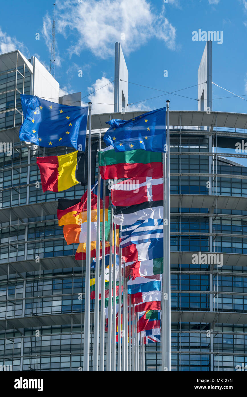 Eu parliament hi-res stock photography and images - Alamy