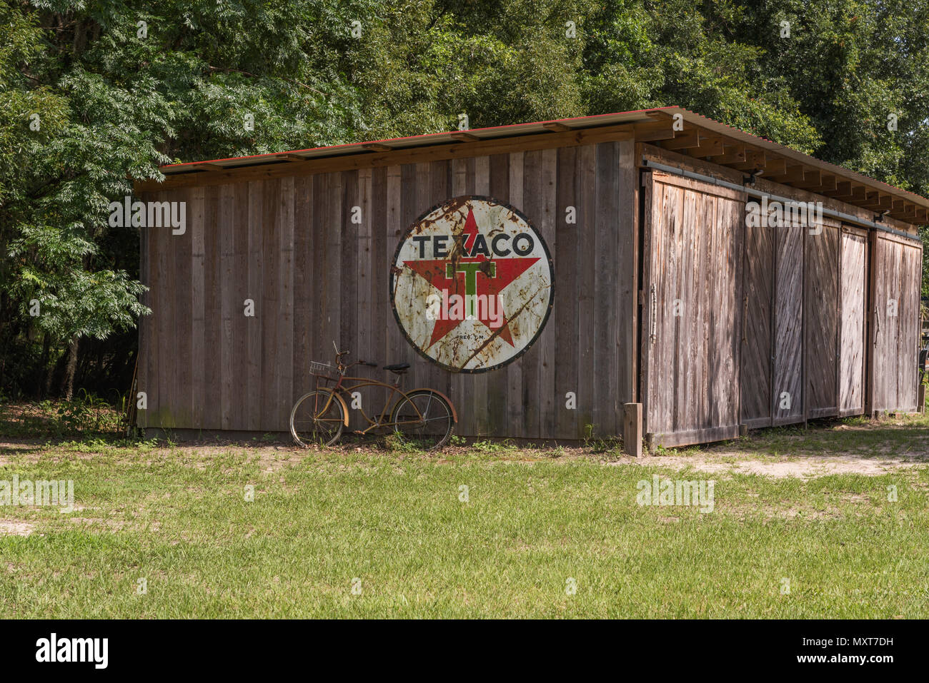 Old texaco sign hi-res stock photography and images - Alamy