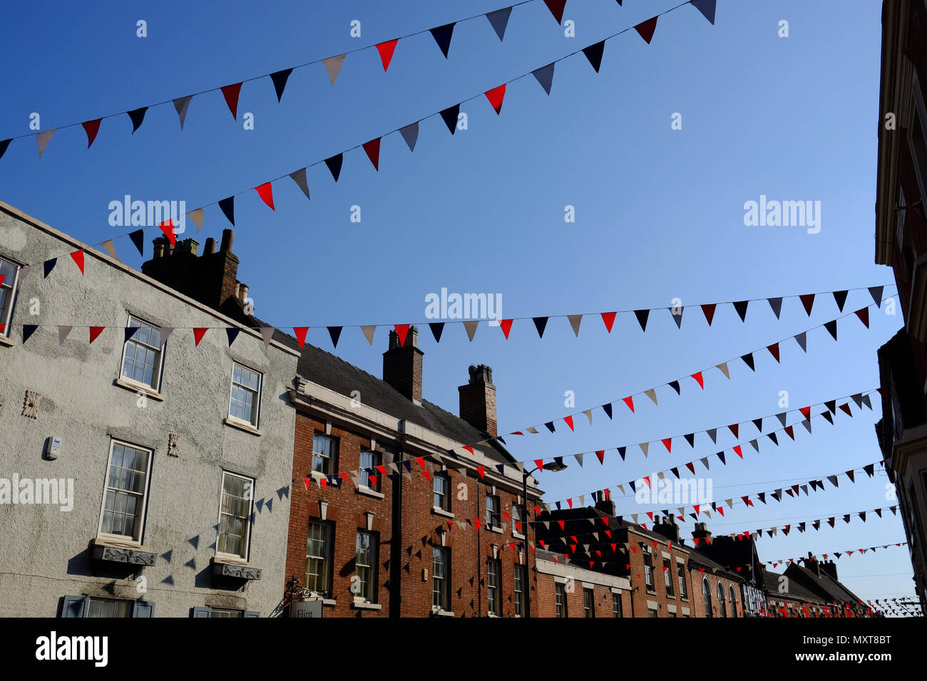 Street party bunting hi-res stock photography and images - Alamy