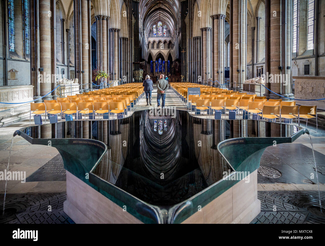 Cathedral font hi-res stock photography and images - Alamy