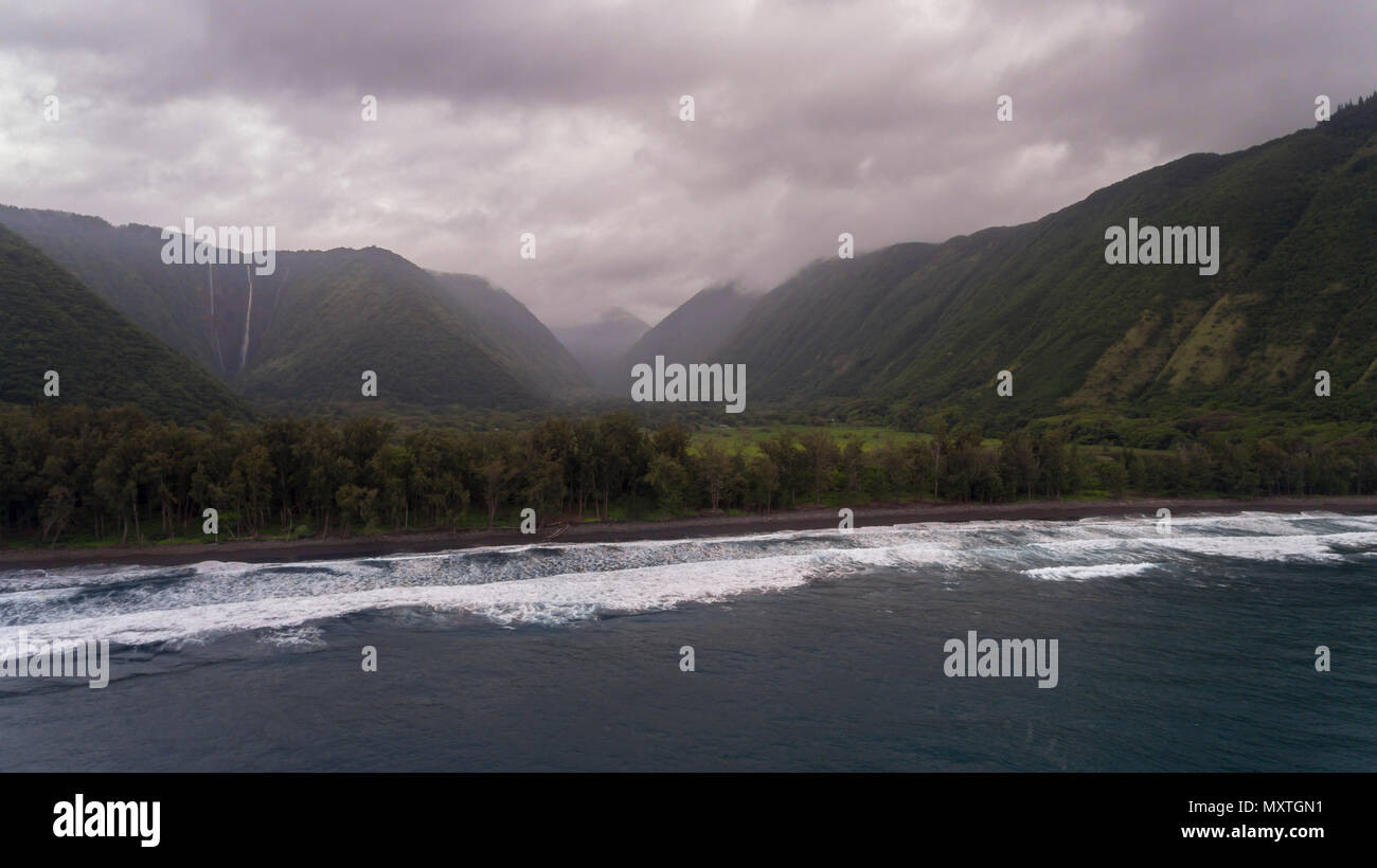 Aerial view of Waipio Valley and cliffs Stock Photo - Alamy