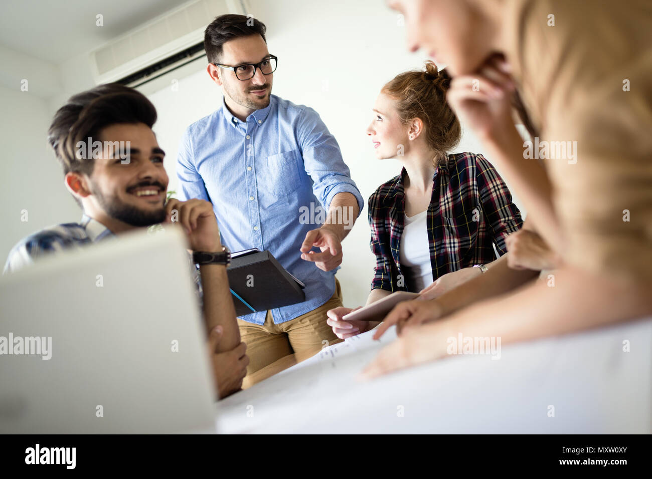 Technology cooperation hi-res stock photography and images - Alamy