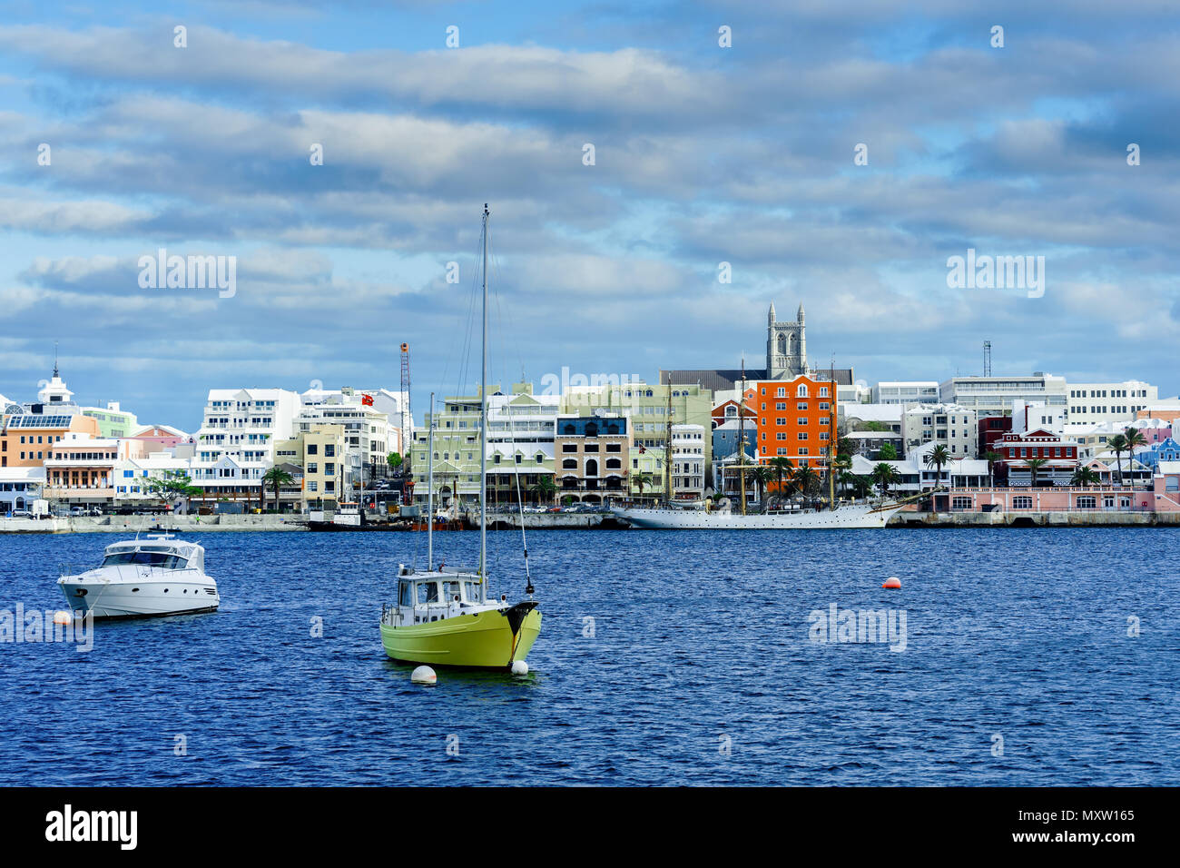 Bermuda hamilton front street hi-res stock photography and images - Alamy