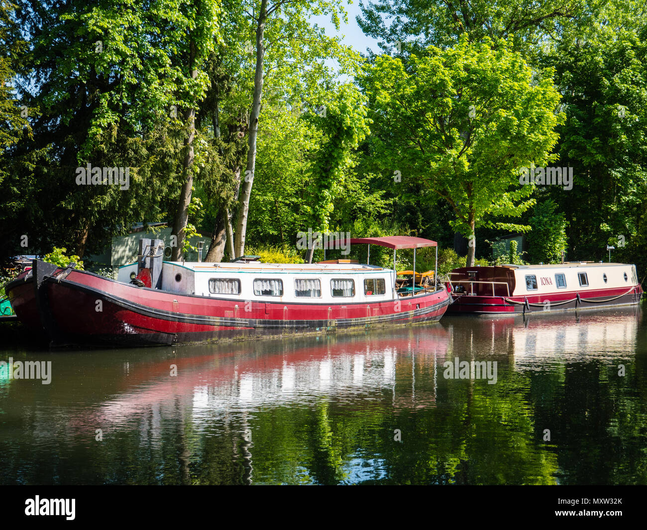 Narrow Boats, Newbury Boat Company, Newbury, River Kennet, Berkshire ...