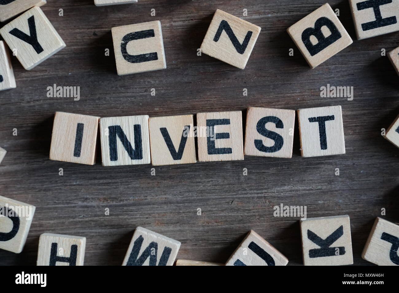 Light wood dice hi-res stock photography and images - Alamy