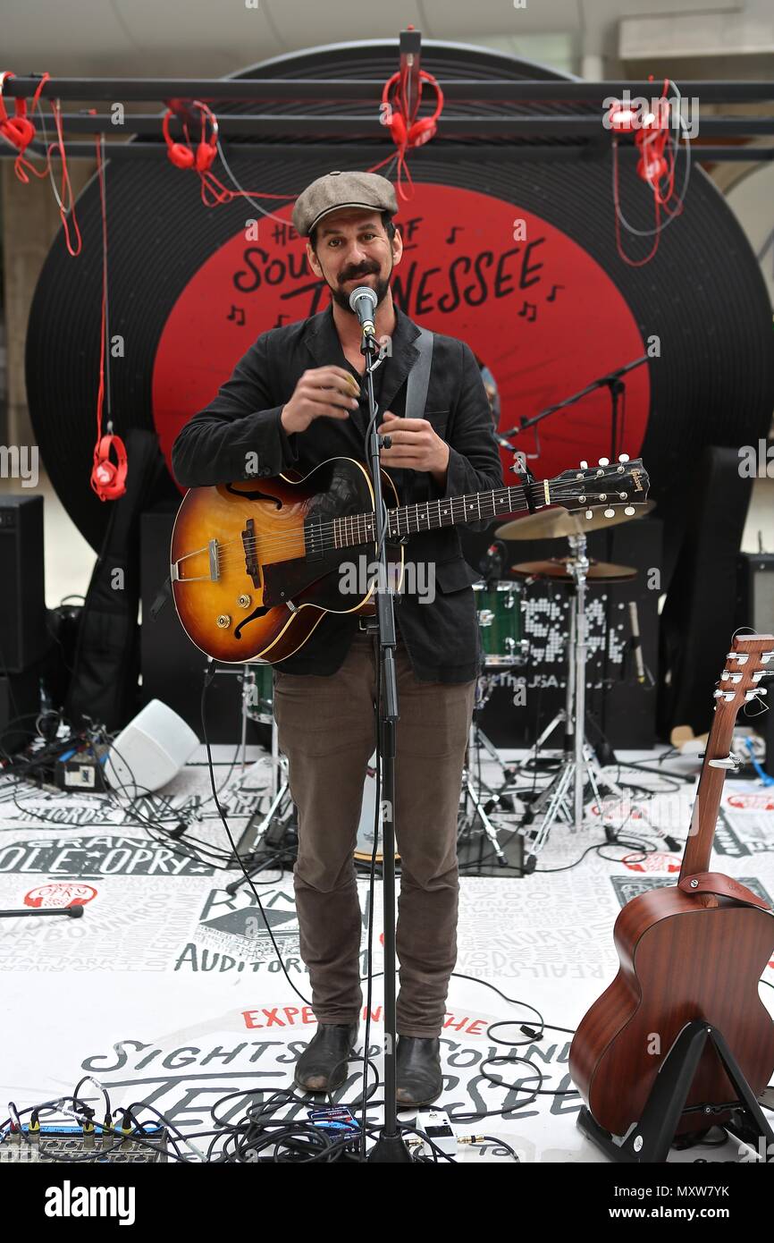 Formerly of old crow medicine show hi-res stock photography and images ...