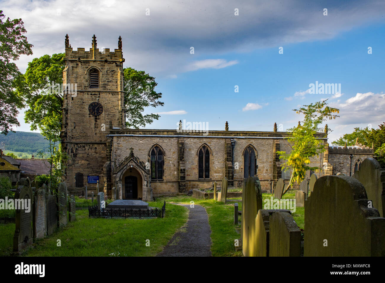 St Edmund's Church, Castleton in the Peak District Stock Photo - Alamy