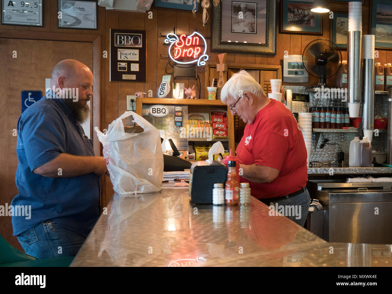 North carolina barbecue hi-res stock photography and images - Alamy