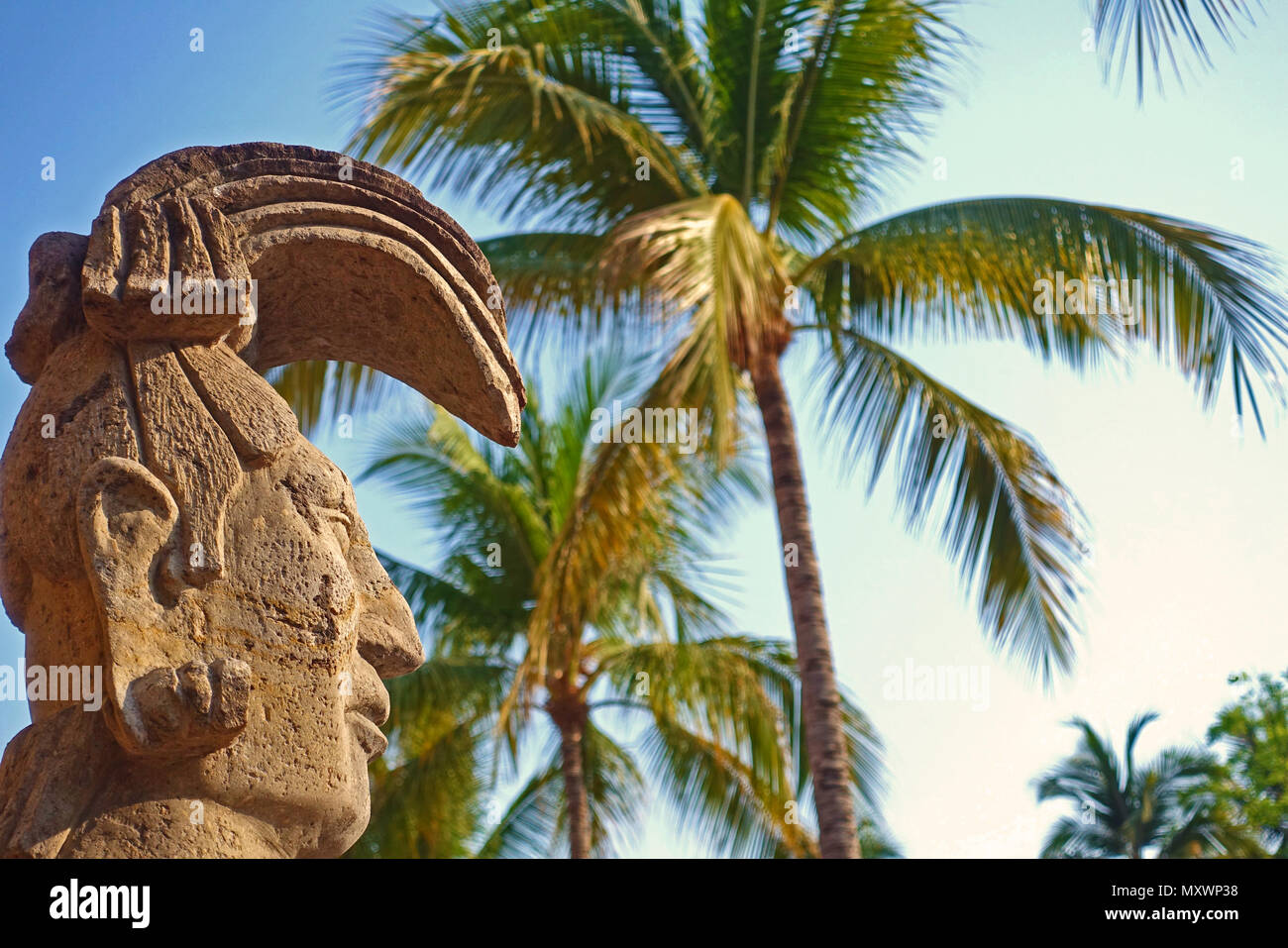 Tree life mayan hi-res stock photography and images - Alamy