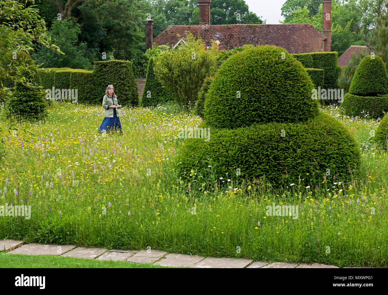 Great dixter garden hi-res stock photography and images - Alamy