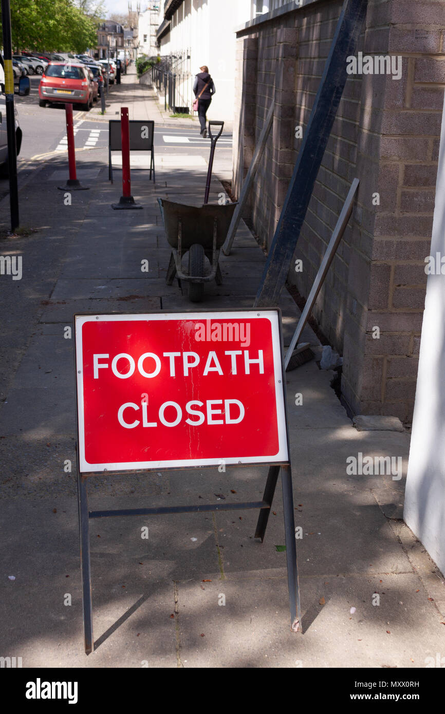 Instructional signs hi-res stock photography and images - Alamy