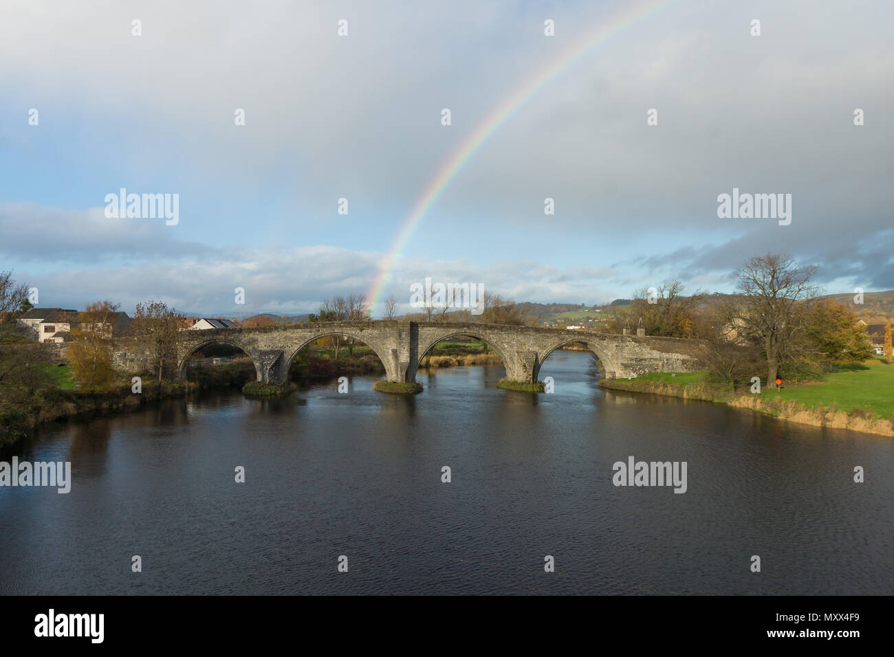 Old sterling bridge hi-res stock photography and images - Alamy