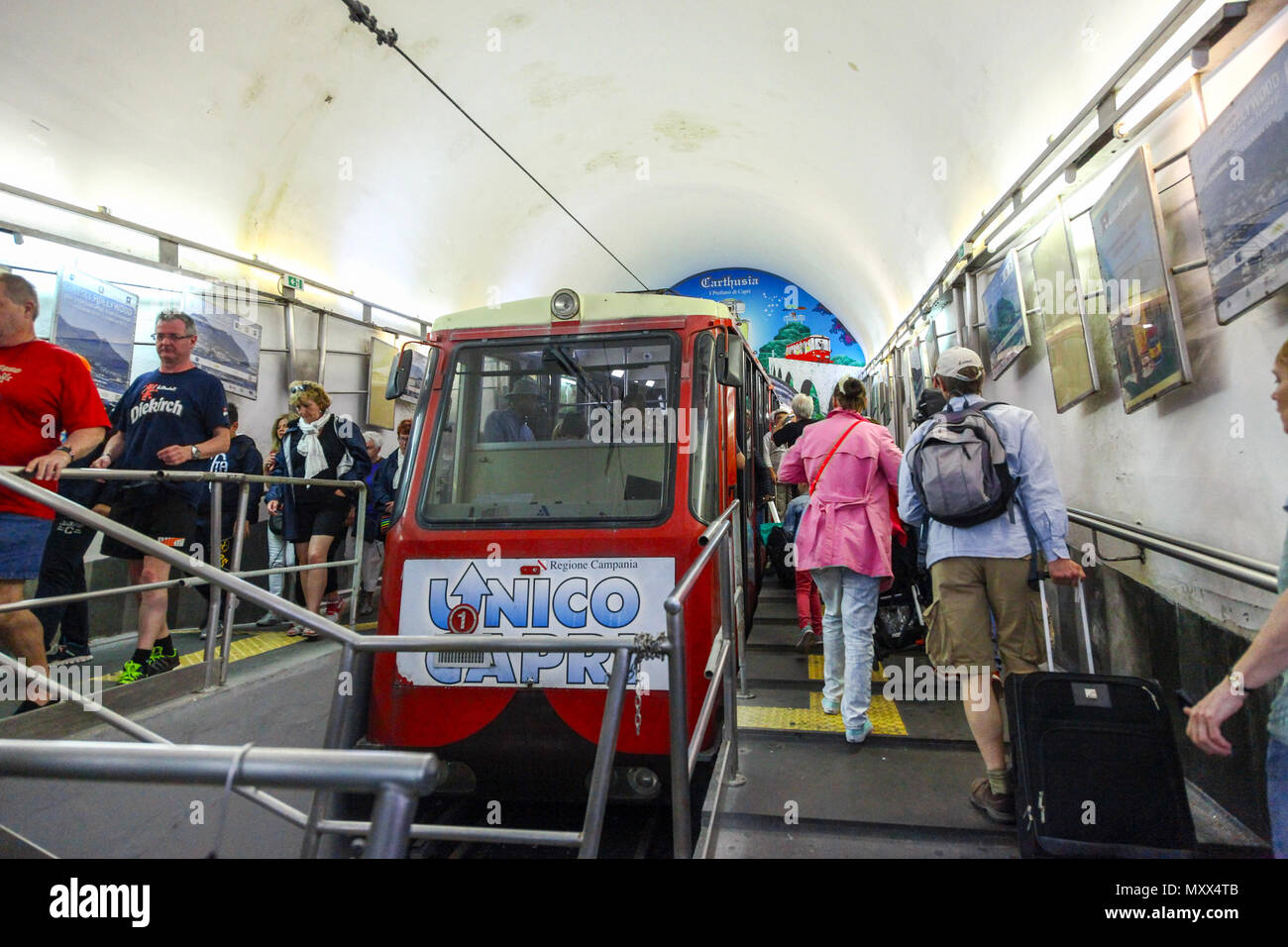 Capri funicular hi-res stock photography and images - Alamy