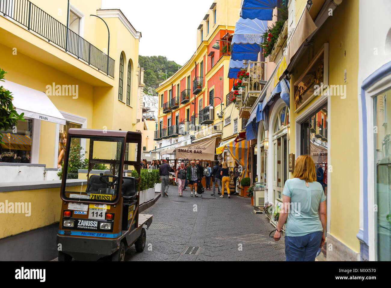 Island of capri hi-res stock photography and images - Alamy