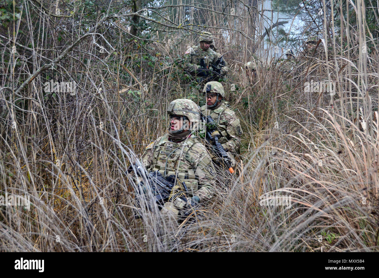 Exercise castle warfare hi-res stock photography and images - Alamy
