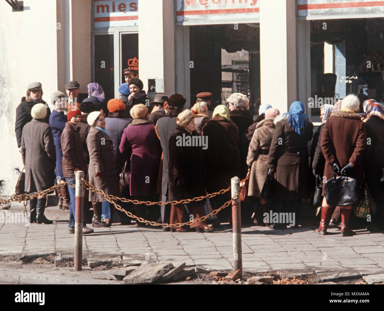 Food queue in Warsaw suburbs, Poland Stock Photo - Alamy