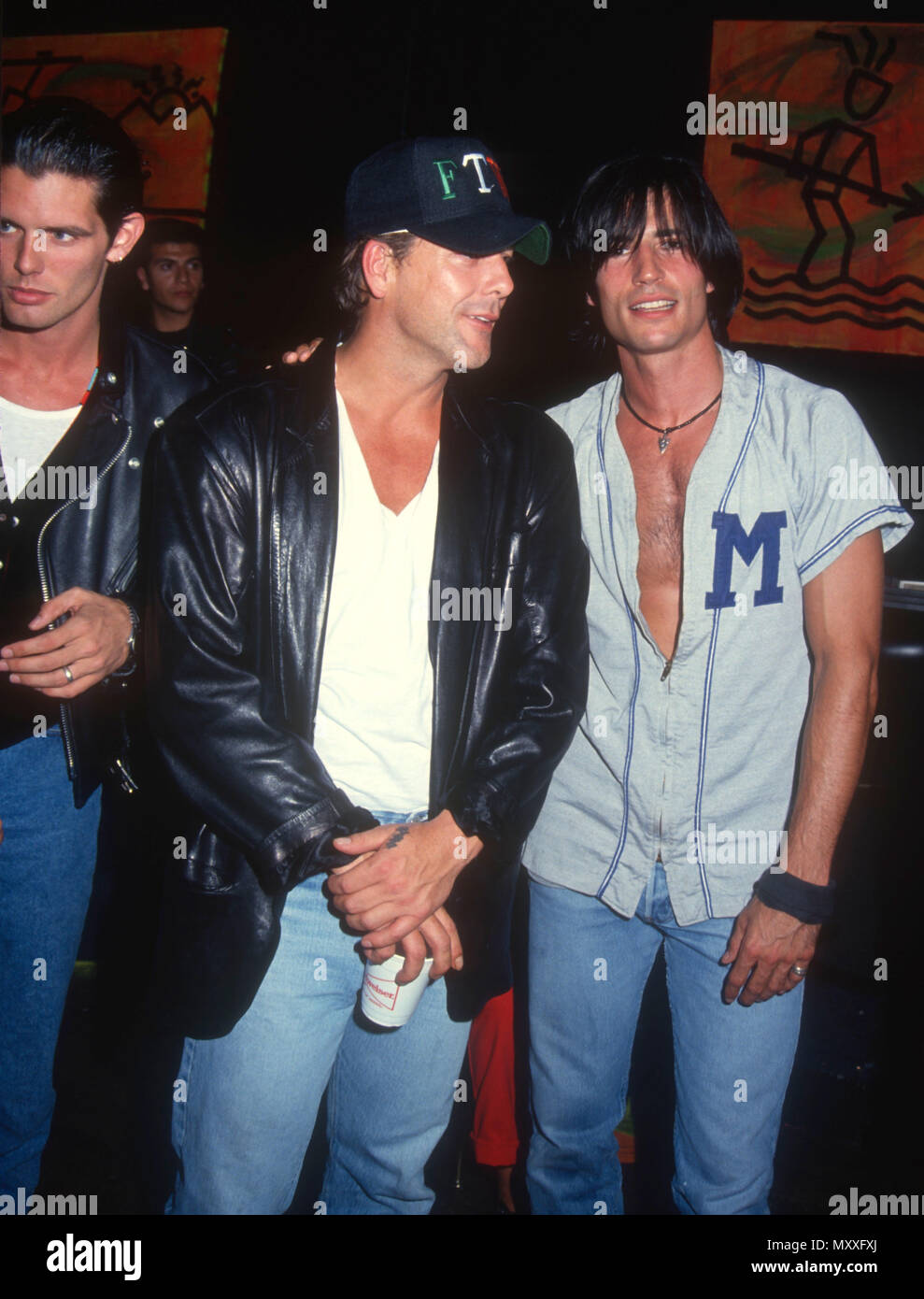 LOS ANGELES, CA - AUGUST 15: (EXCLUSIVE) (L-R) Singer Charlie Sexton ...