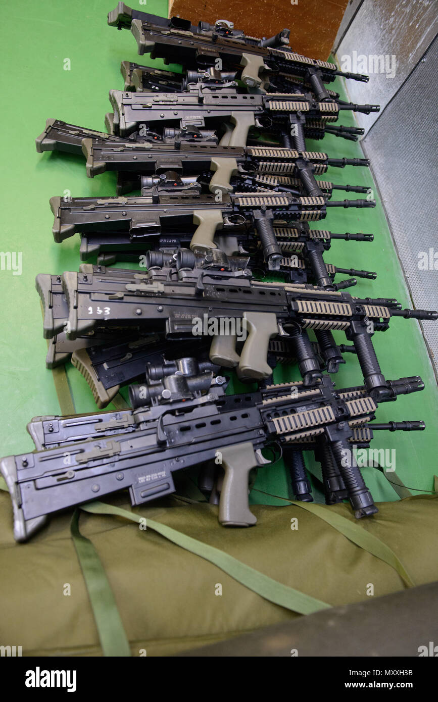 25 meter indoor range hi-res stock photography and images - Alamy