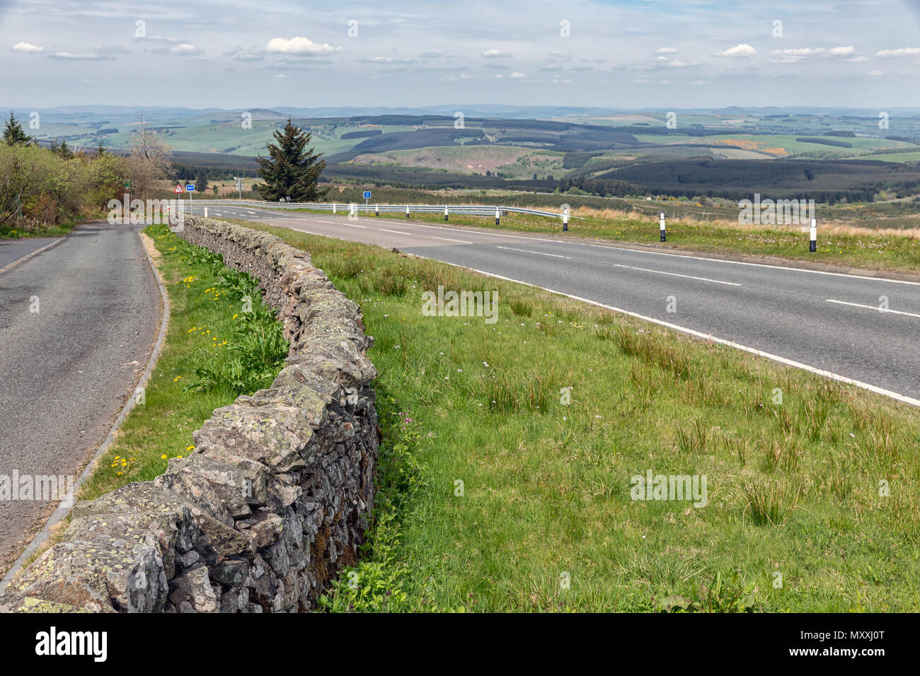Road along Carter Bar, border between England and Scotland Stock Photo ...