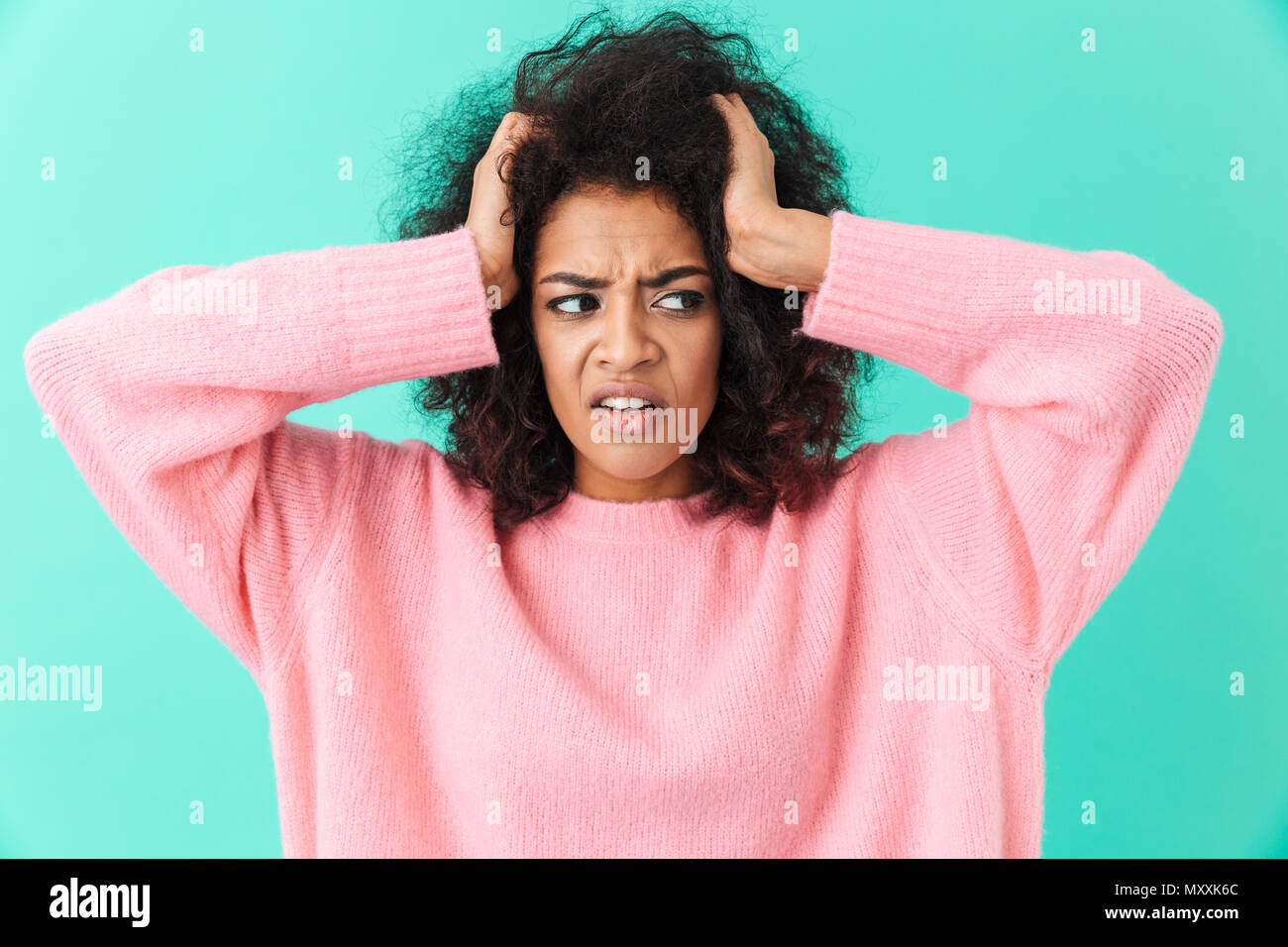 Hands grabbing face hi-res stock photography and images - Alamy