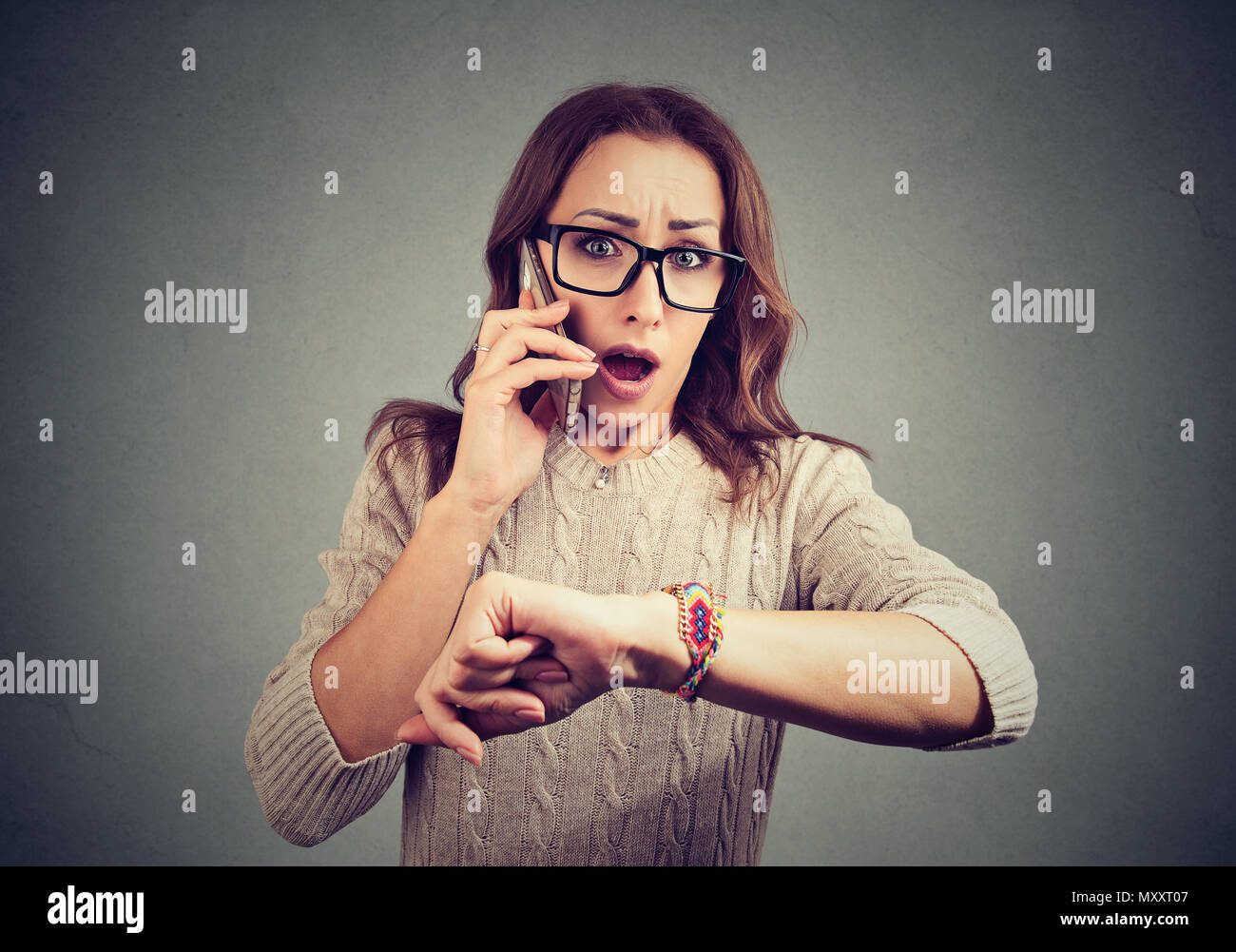 Woman gasping hi-res stock photography and images - Alamy