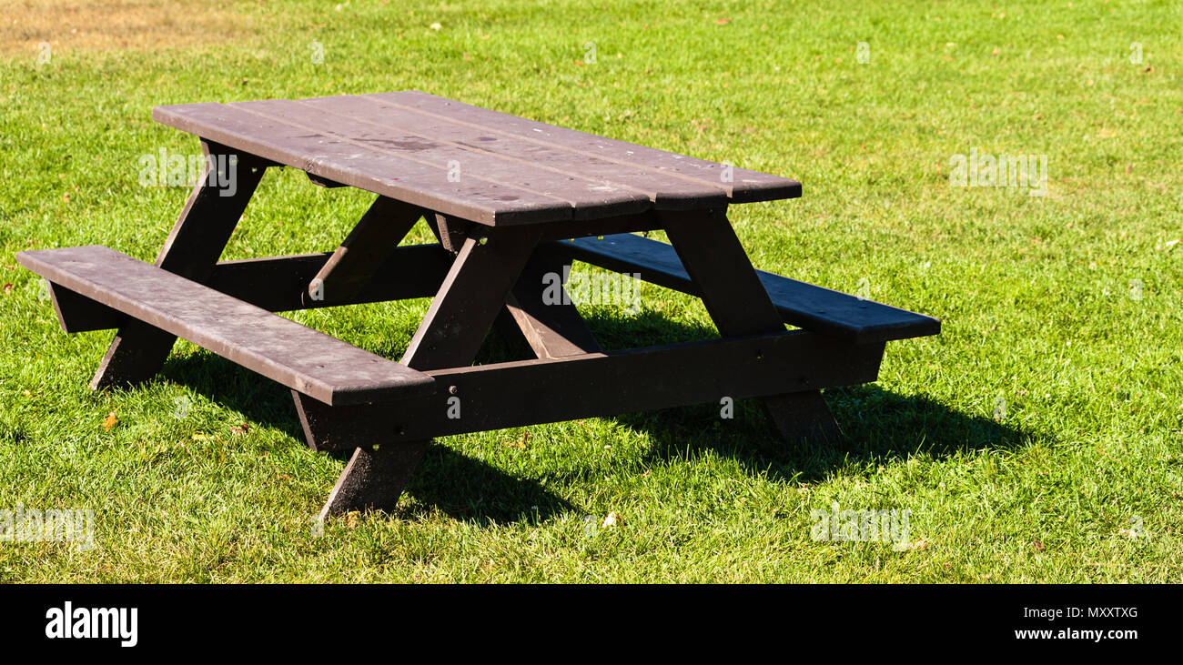 Brown wooden picnic table hi-res stock photography and images - Alamy