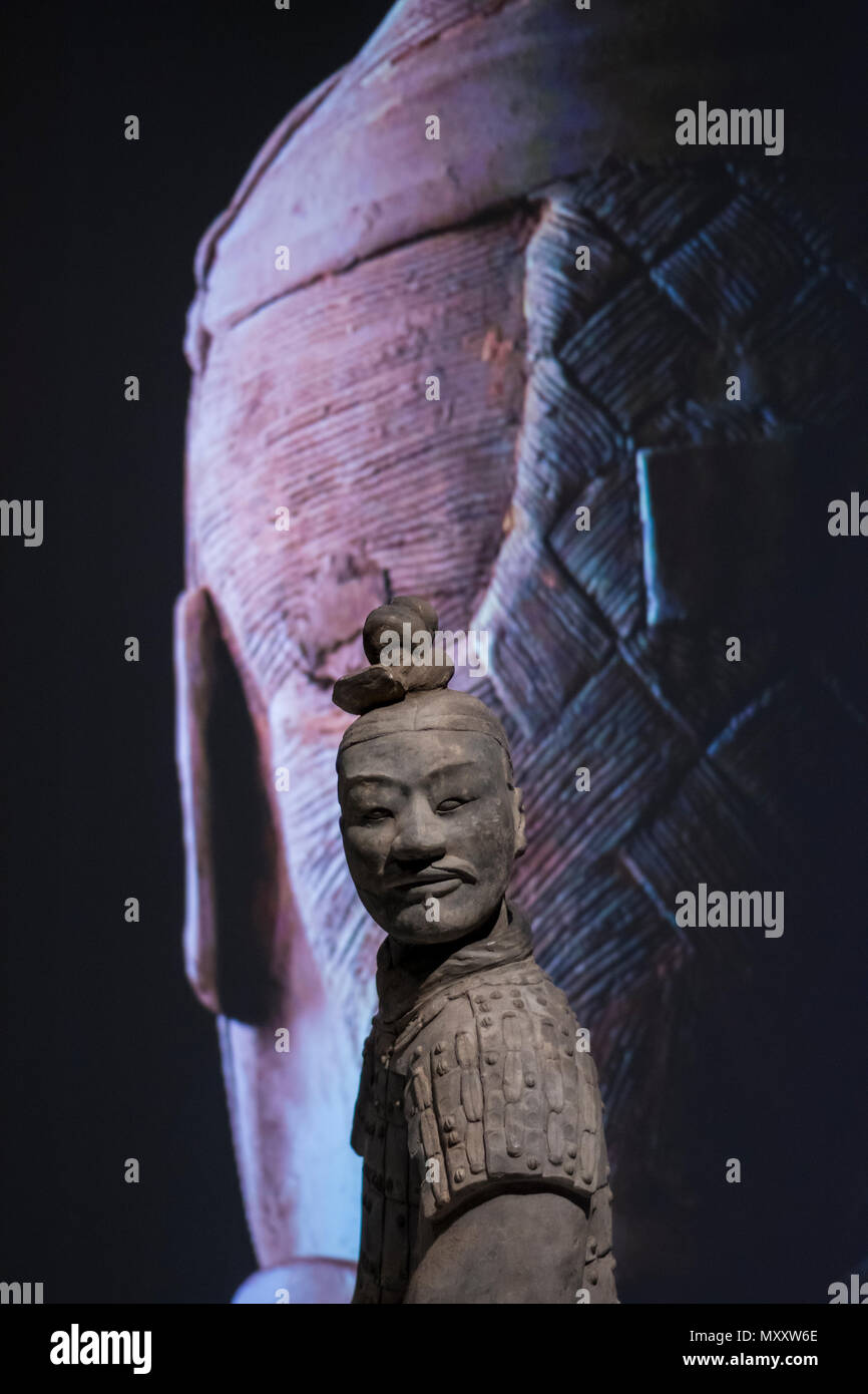 The Terracotta Army is a collection of terracotta sculptures depicting ...