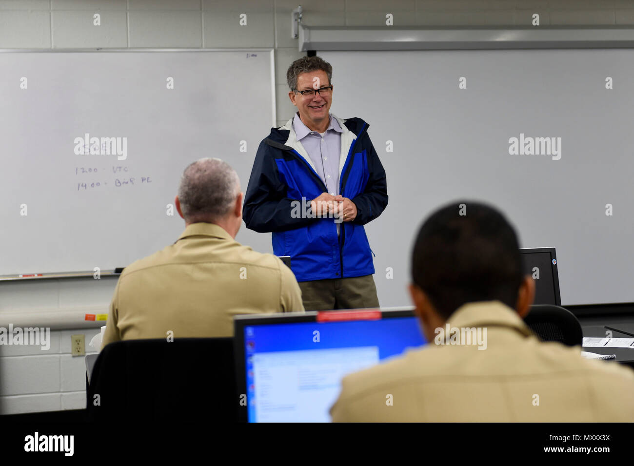 161209-N-FI568-033 PENSACOLA, Fla. (Dec. 9, 2016) Retired Capt. James ...