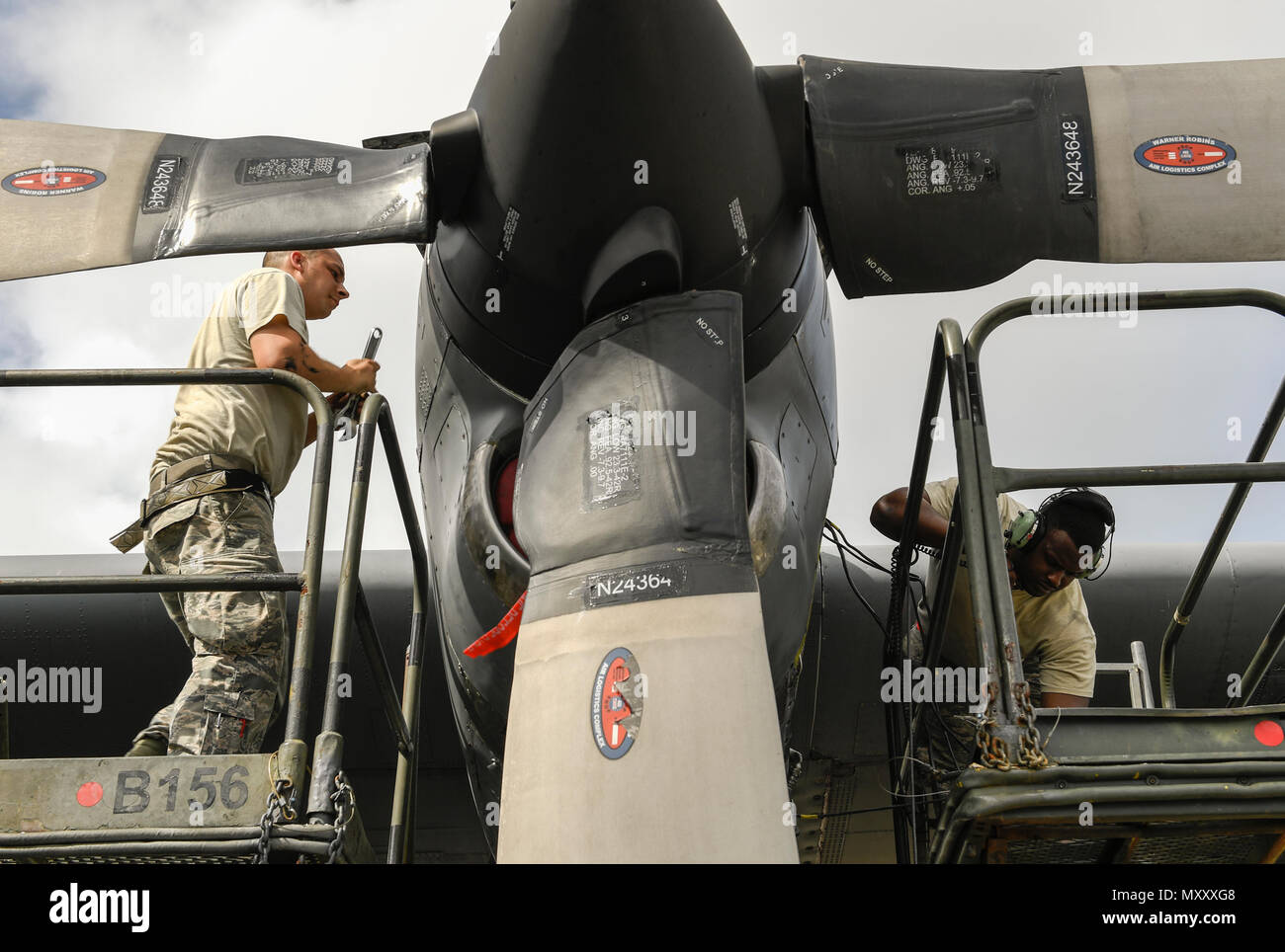 374 engine hi-res stock photography and images - Alamy