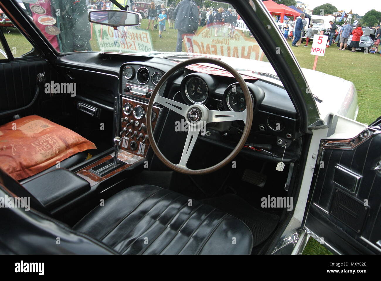 Jensen Interceptor Interior