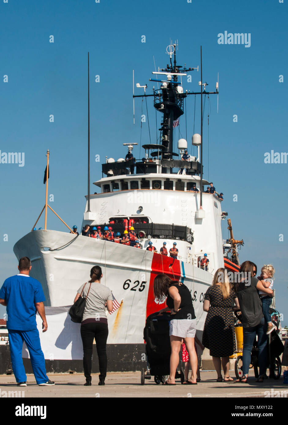 210 foot cutter hi-res stock photography and images - Alamy