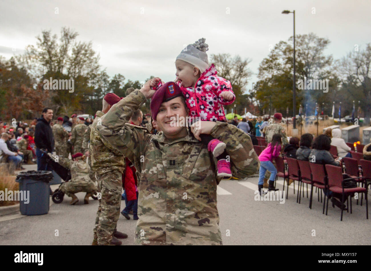 Santa paratrooper hi-res stock photography and images - Alamy