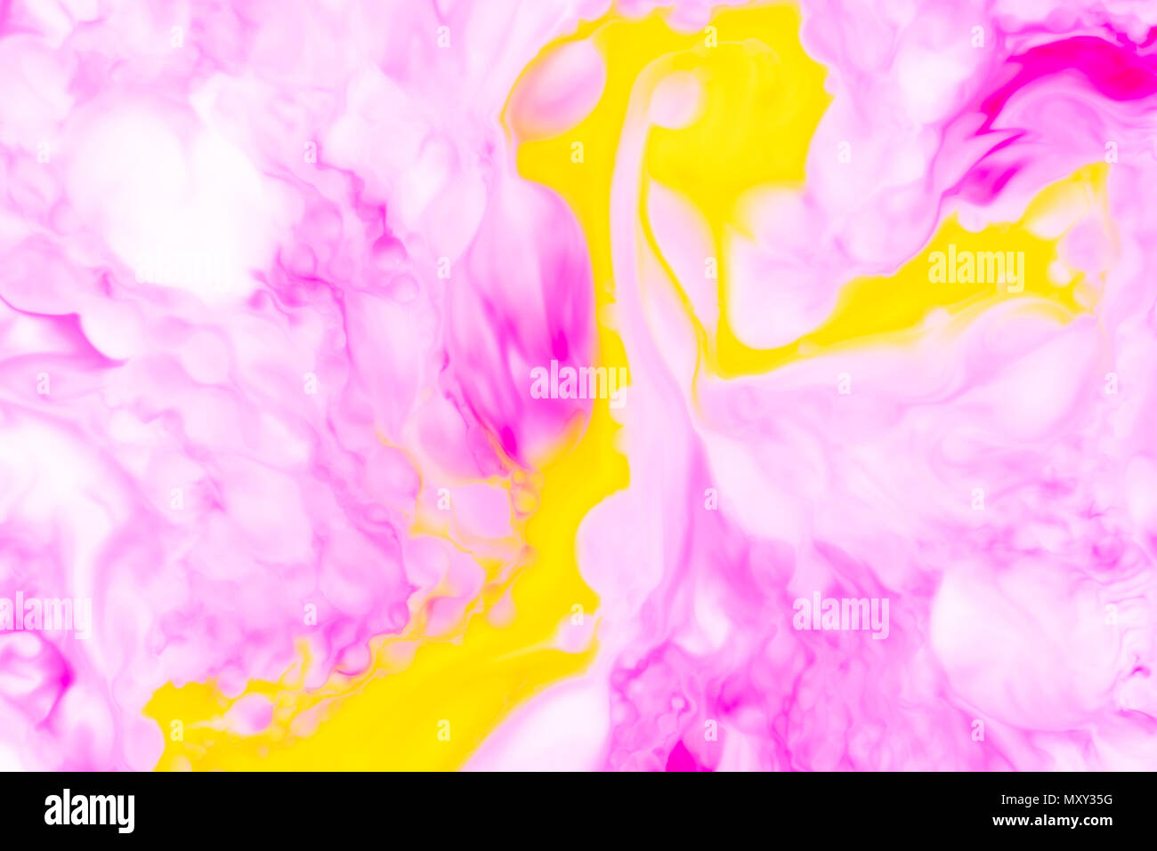Spilling fluid hi-res stock photography and images - Alamy