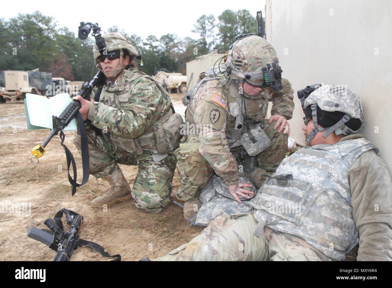 Staff Sgt. Teresa Santos (left) and Spc. Cassidy Kilpatrick (center ...