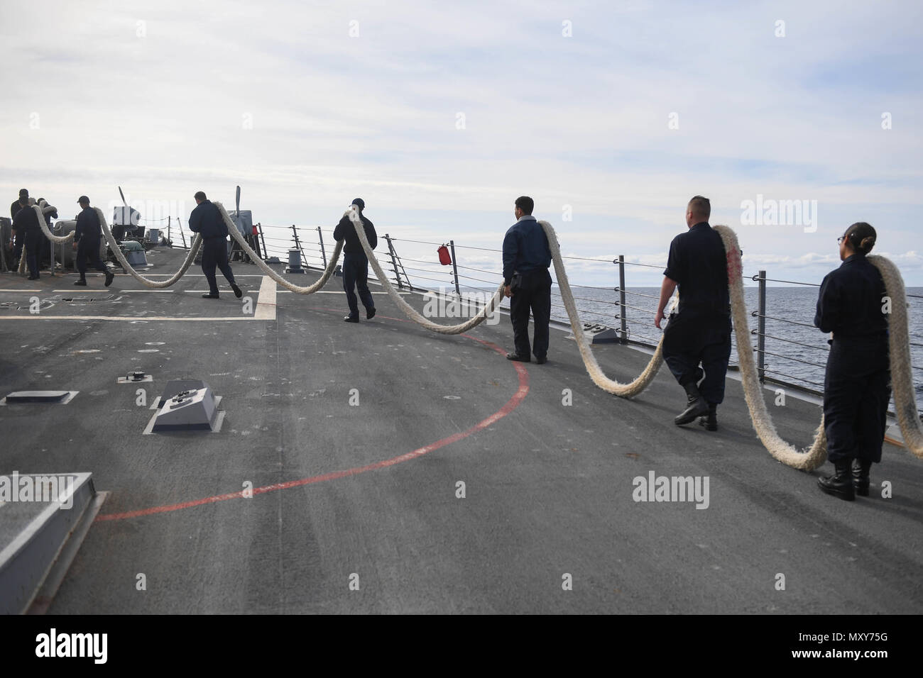 10 inch towing line hi-res stock photography and images - Alamy