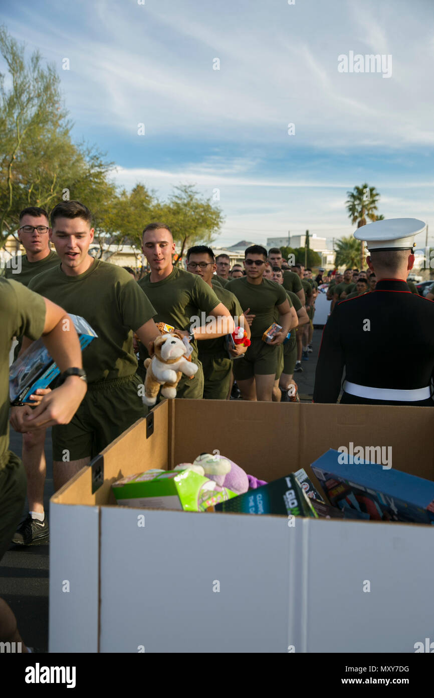 Students and staff of the Marine Corps Communication-Electronics School ...