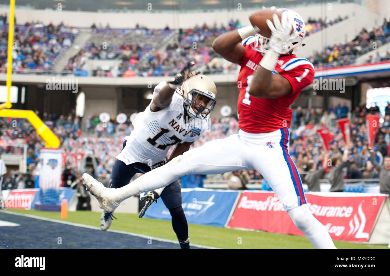 Bulldogs wide receiver Carlos Henderson scores a touchdown just out of ...