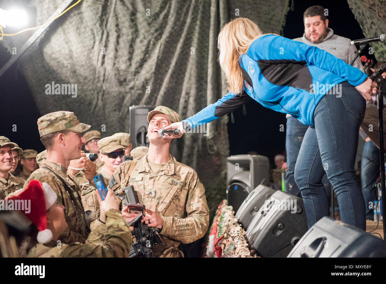 Country Music performers Kellie Pickler, her husband Kyle Jacob, and ...