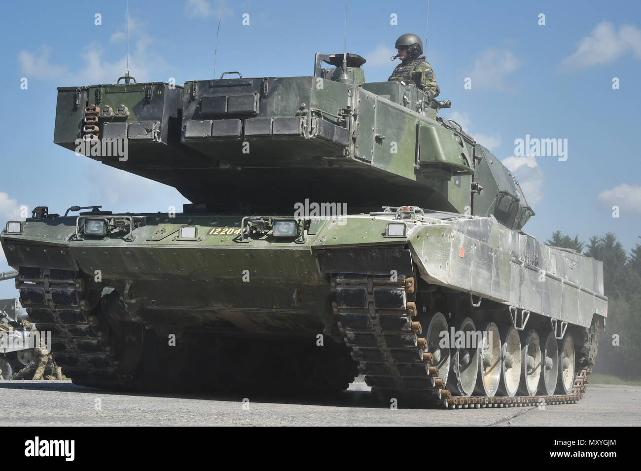 Swedish soldiers with the Wartofta Tank Company, Skaraborg Regiment ...