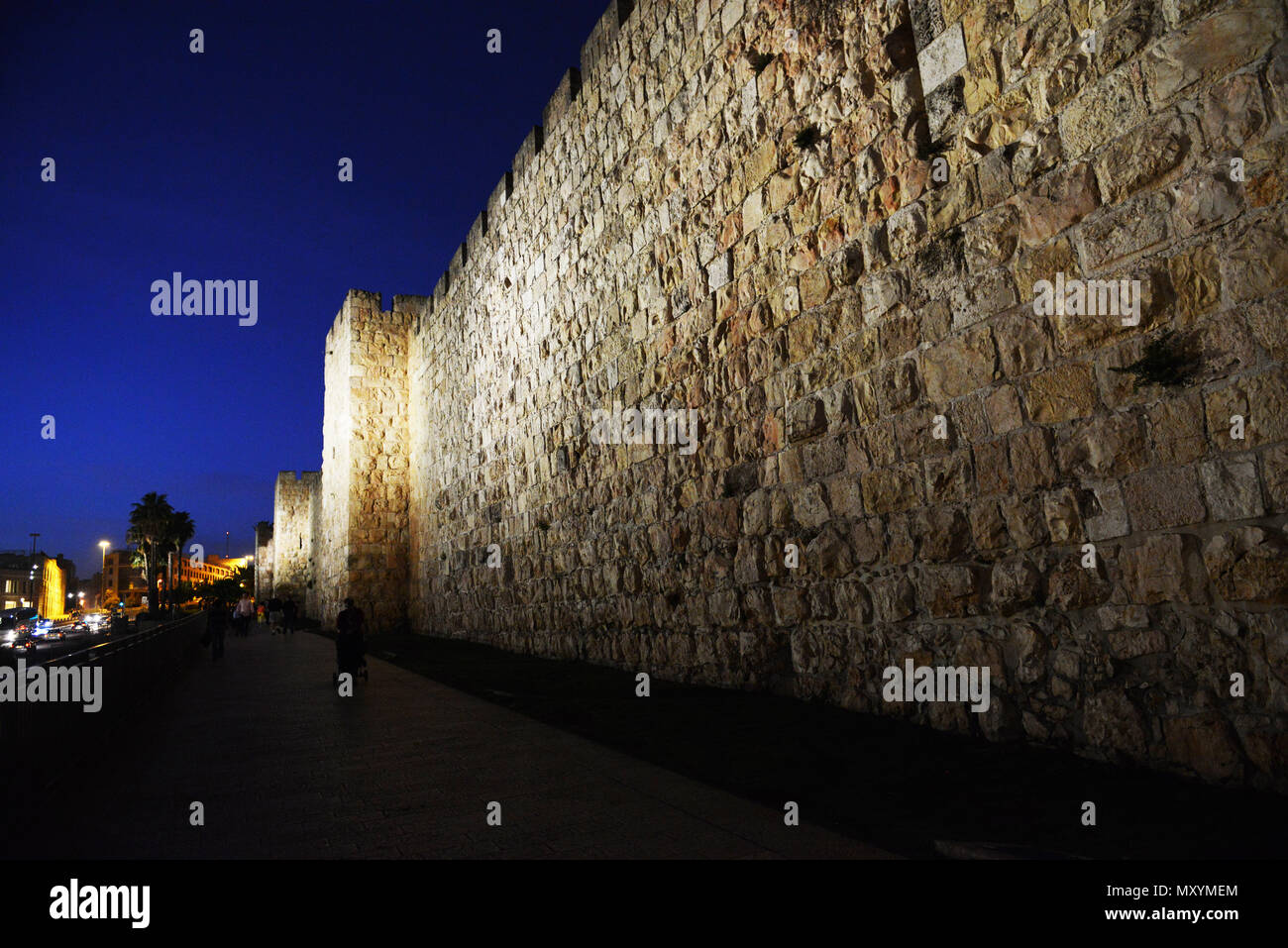Jerusalem's old city walls at night Stock Photo - Alamy