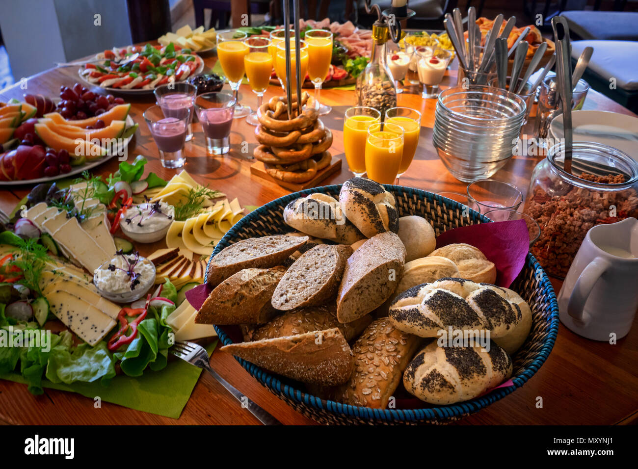 Buffet gourmet hi-res stock photography and images - Alamy