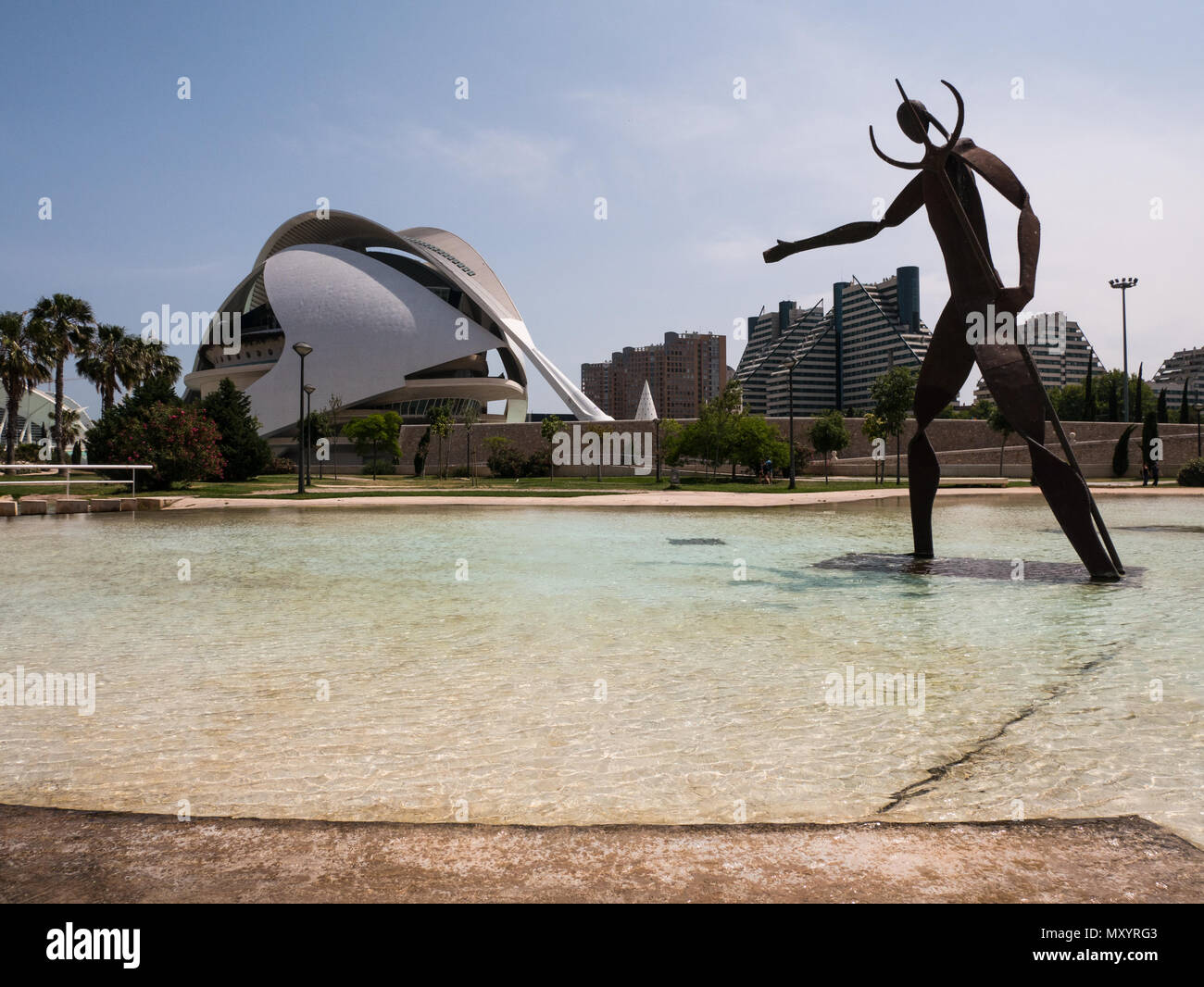 Science technology statue in hi-res stock photography and images - Alamy