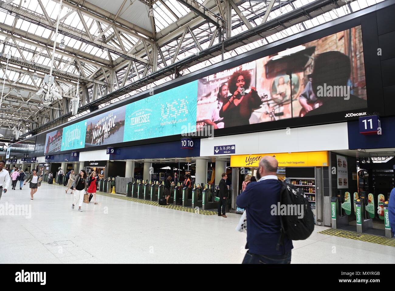 Waterloo Station London England Stock Photo - Alamy