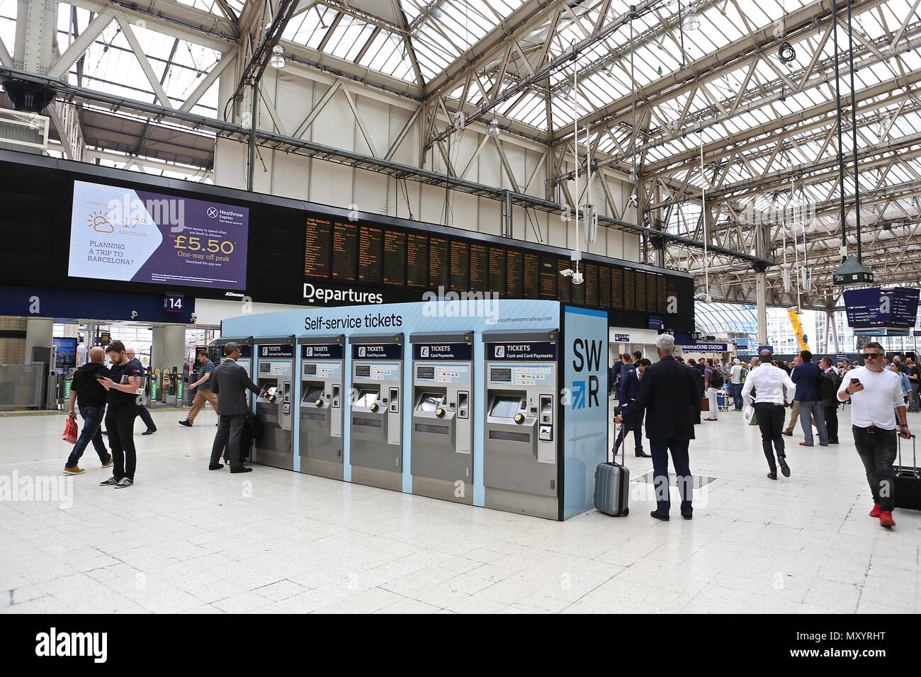 Waterloo Station London England Stock Photo - Alamy